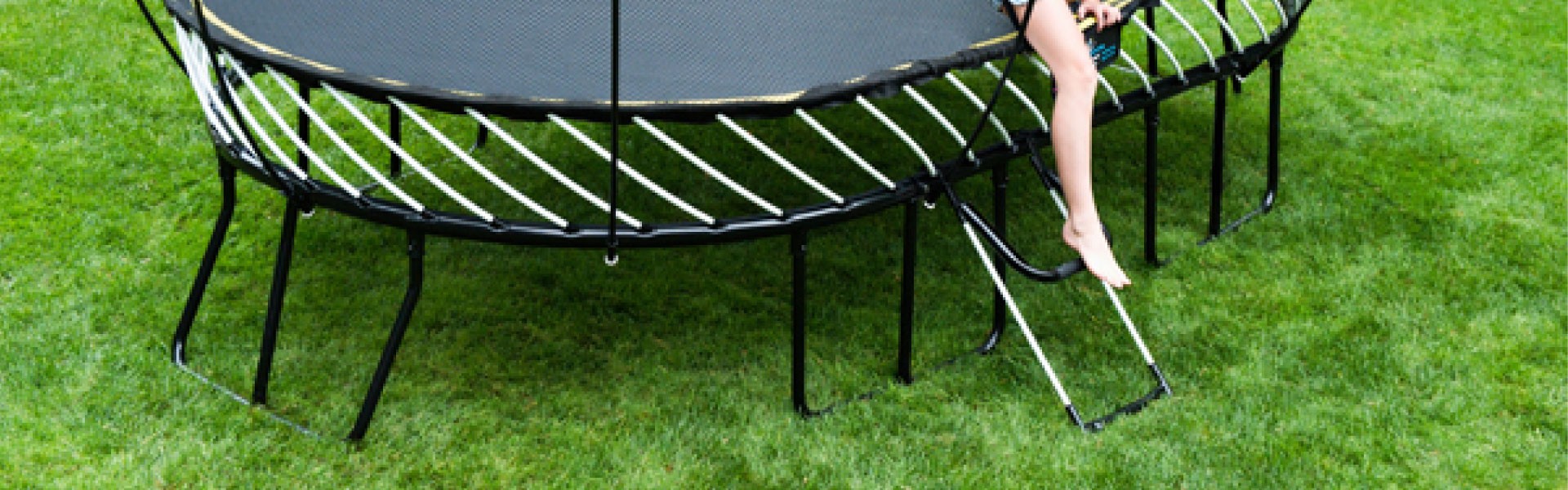 FlexrStep - Stege till studsmatta - Springfree Trampoline | Springfree ...