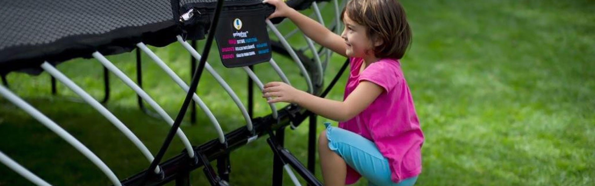 FlexrStep - Stege till studsmatta - Springfree Trampoline | Springfree ...